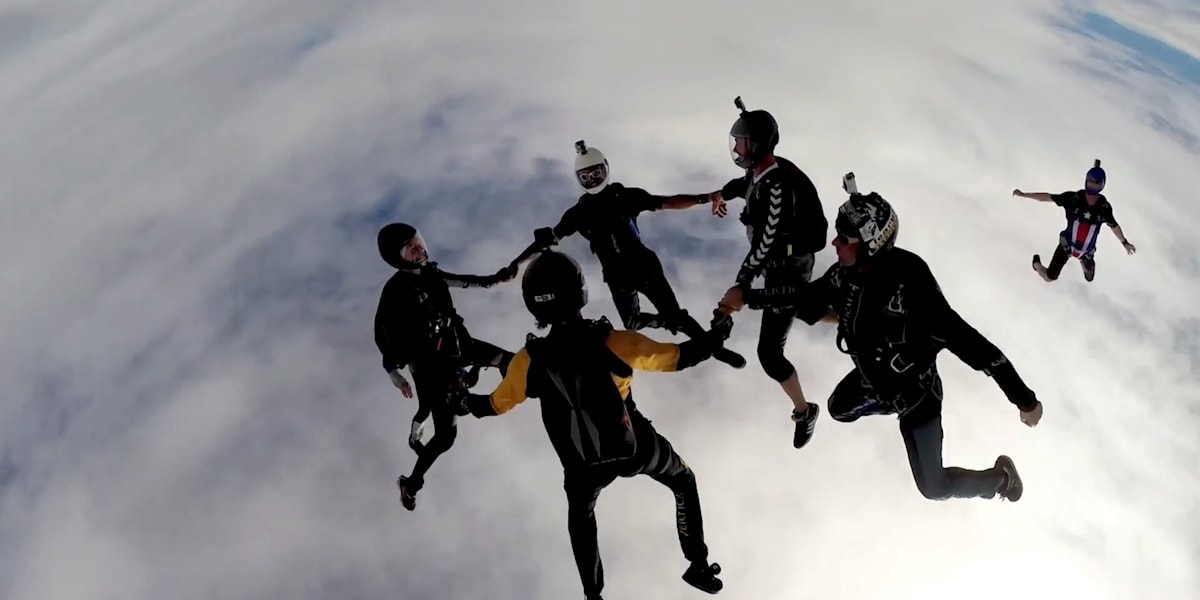 Miles Above S1 E5: Andy Farrington Luke Aikins – video