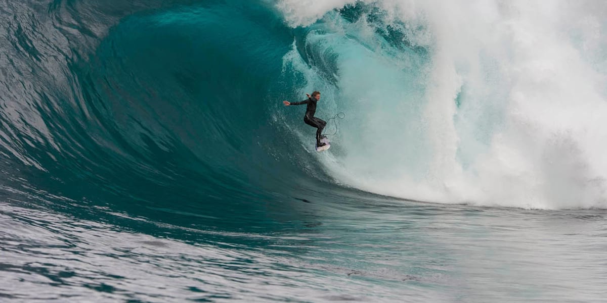 Surf Sessions S3 E8: Shipstern Bluff surfing session