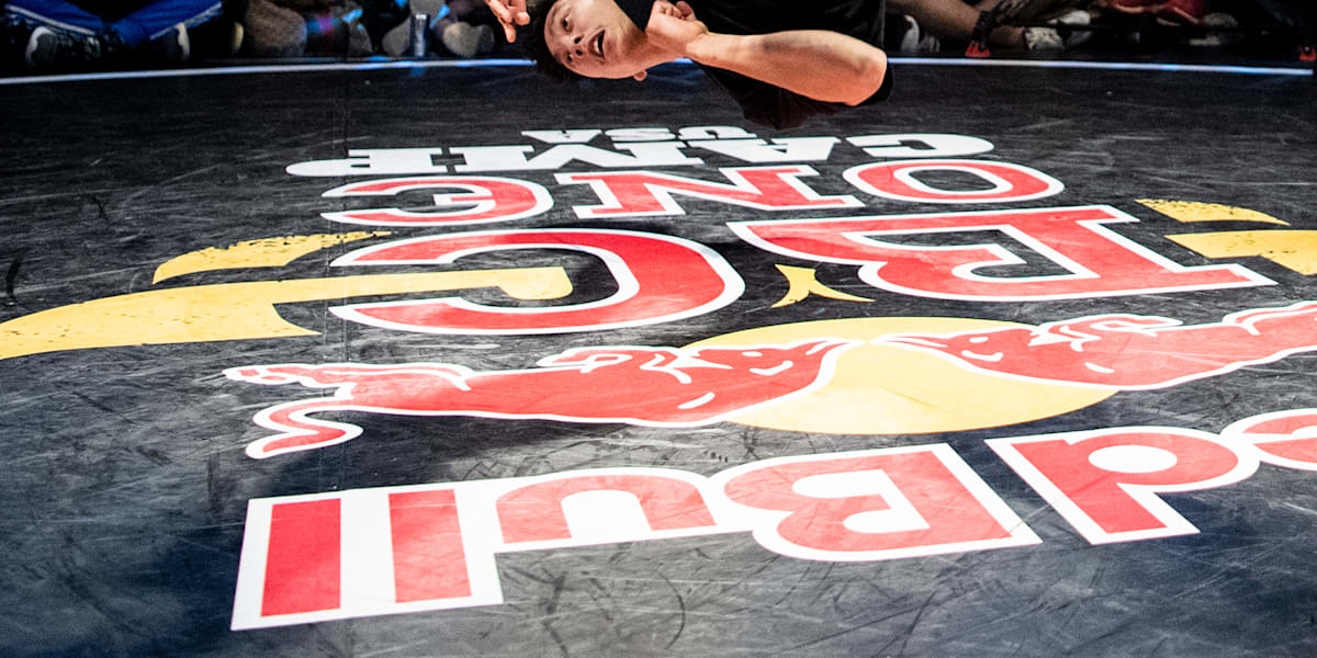 B-Boys semi-final: Dosu vs Icey Ives
