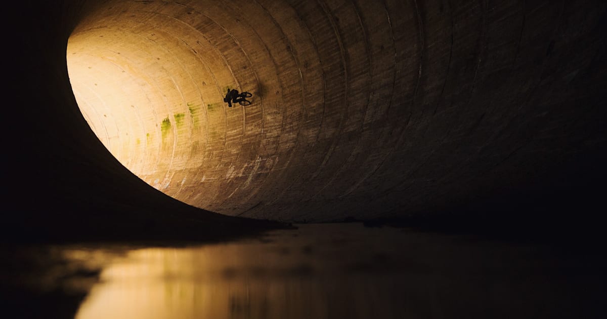 Behind the finalist shot by Robin Pearson