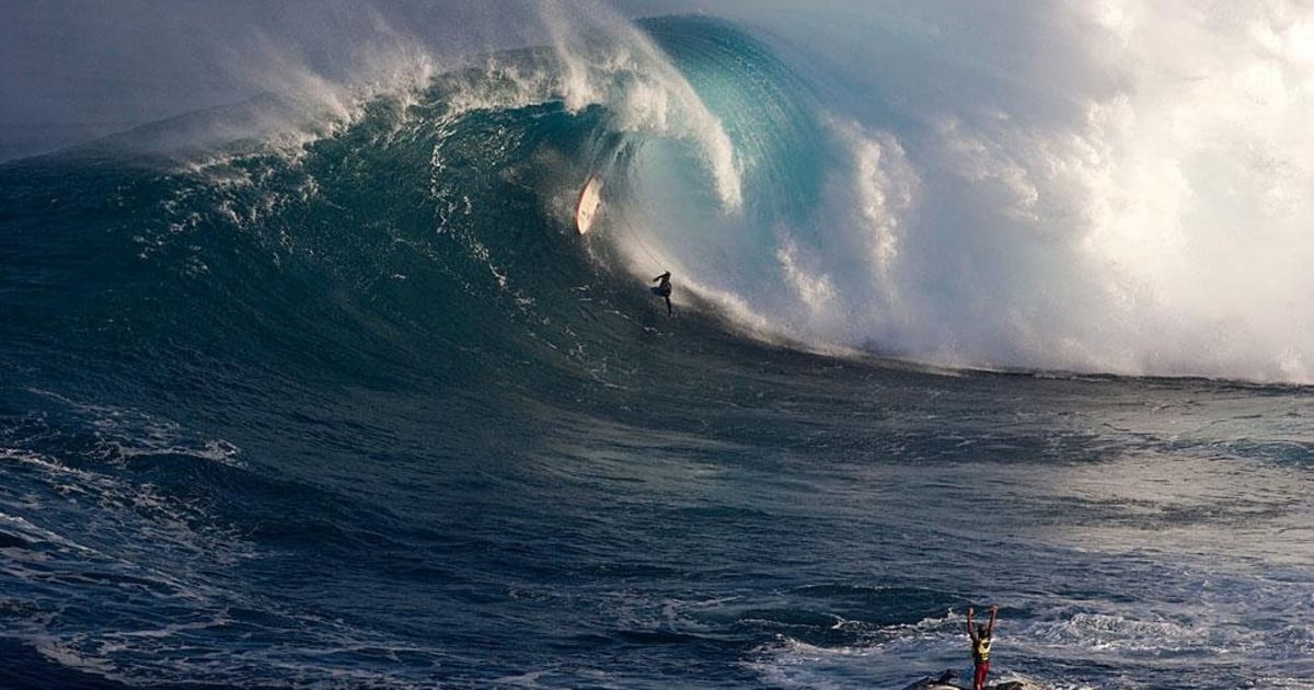 Ian Walsh Trains For Big Waves