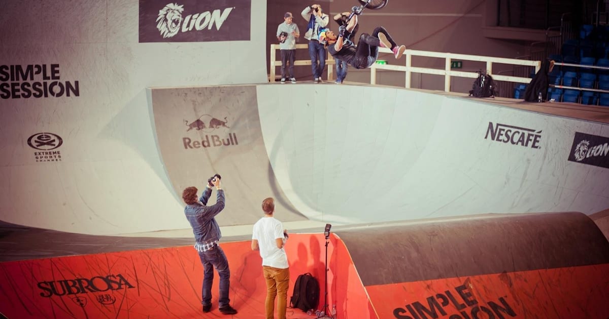 Kevin Peraza wins it: Simple Session 2013