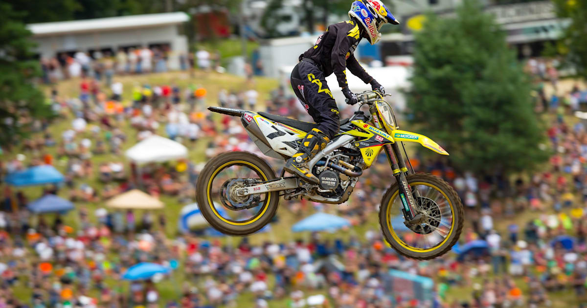 Leaders tighten their grip at Unadilla