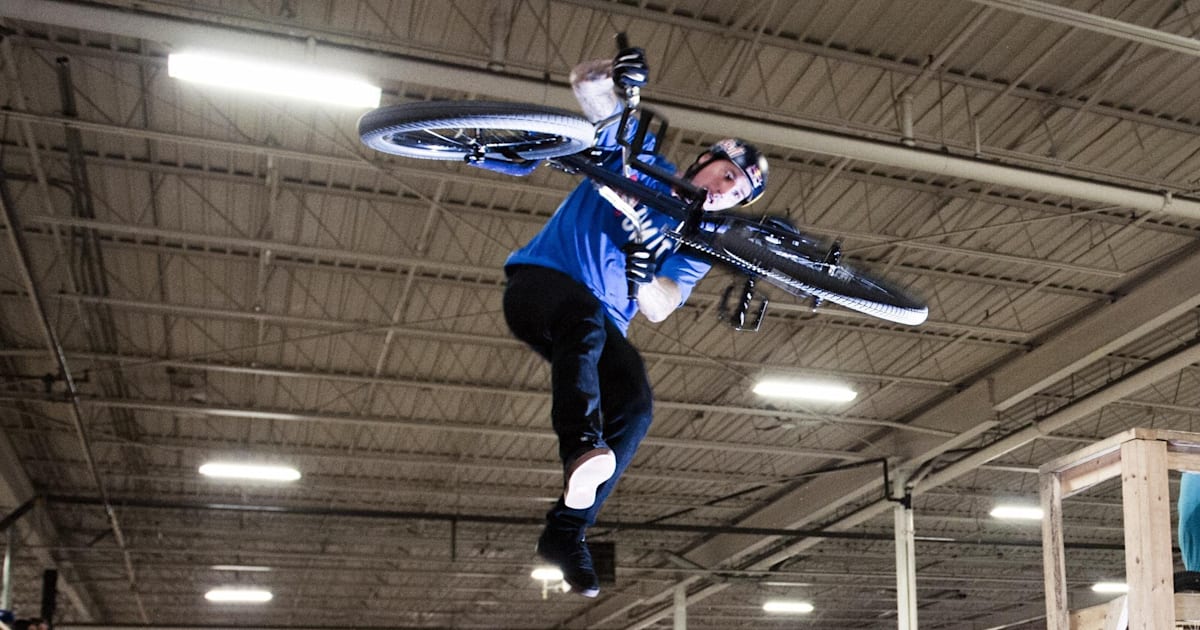 Hanging Foul with Corey Bohan: Huntington Beach