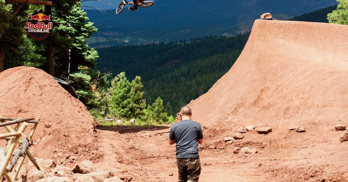 Hanging Foul with Corey Bohan: Dreamline