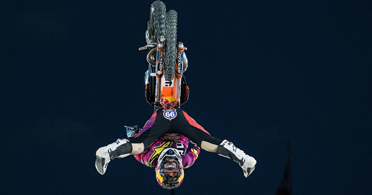 Red Bull X-Fighters Tricktionary – Shaolin Backflip