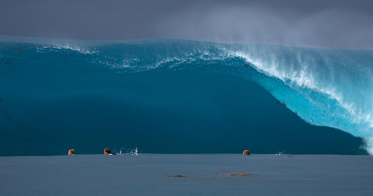 P-Pass surf wave - 10 of the best shots of all time