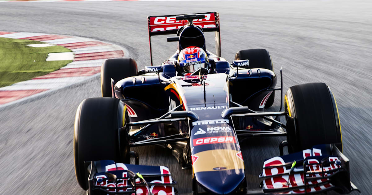 F1 2015 cars photo gallery