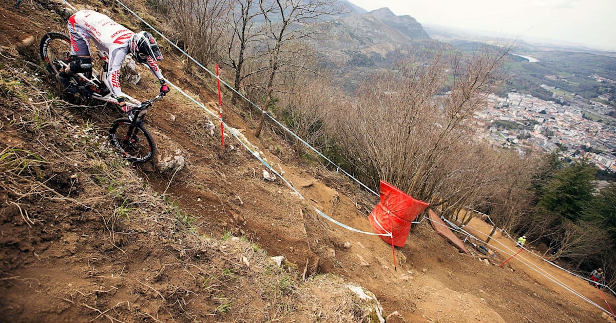 MTB Downhill Racing: 5 of the decade's biggest changes