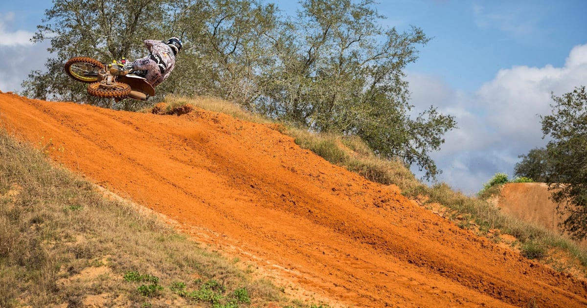 The Bubba Scrub Super Slo-Mo Video | James Stewart