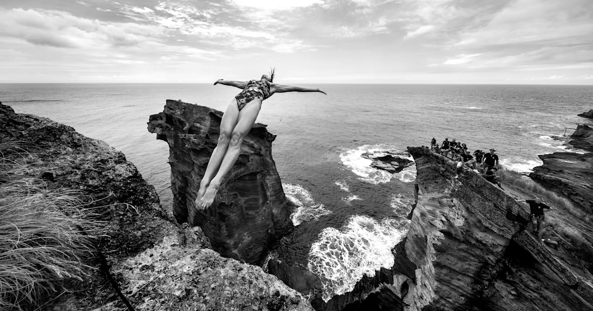 Red Bull Cliff Diving 2015, Azores preview and video