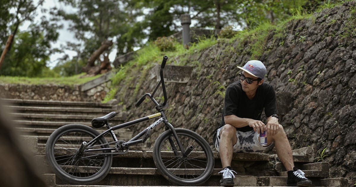 Yohei Uchino - BMX Flatland