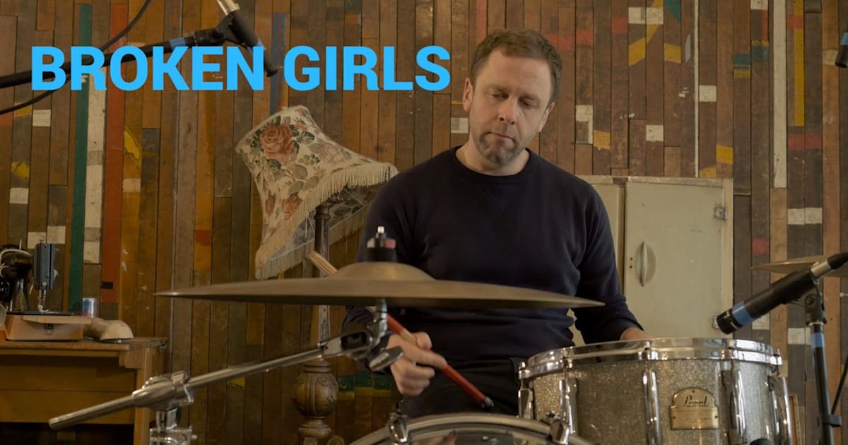 Younghusband - Broken Girls