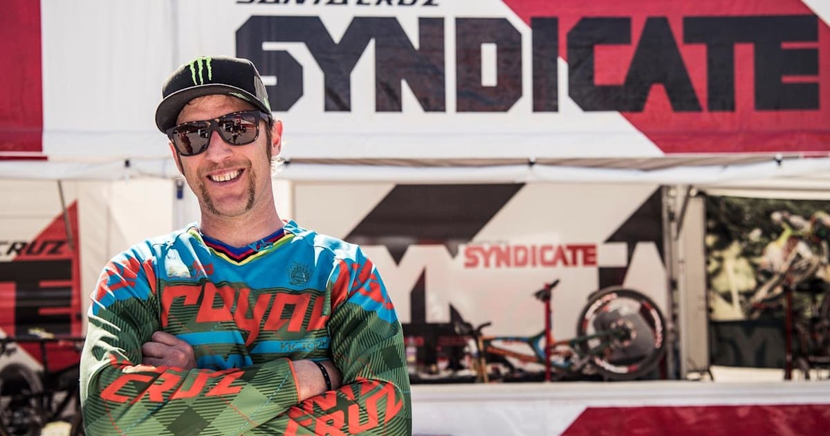 Steve Peat interview at Fort William 2016 | Red Bull