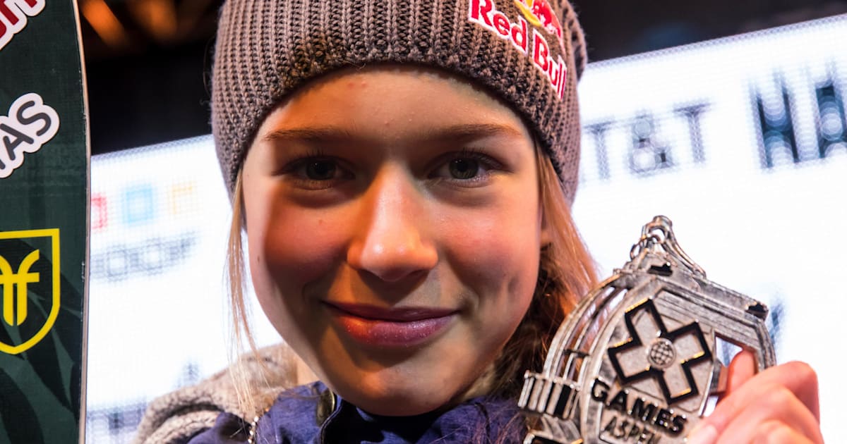 Kelly Sildaru – Freeski Big Air and Slopestyle