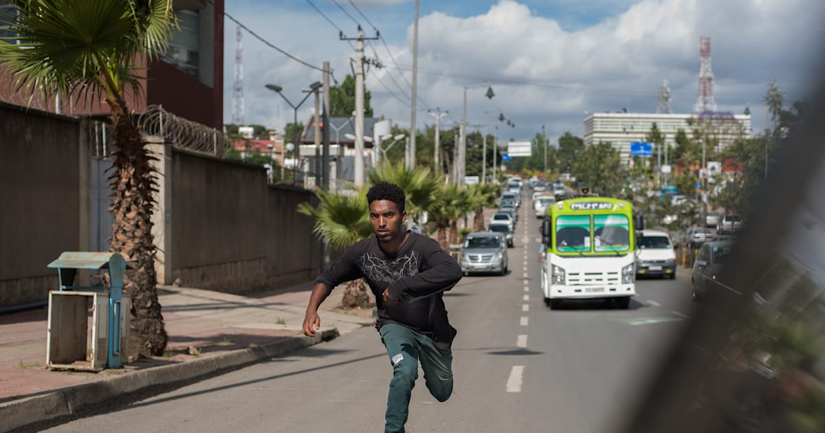 Regular vs. Goofy: The ultimate board stance guide