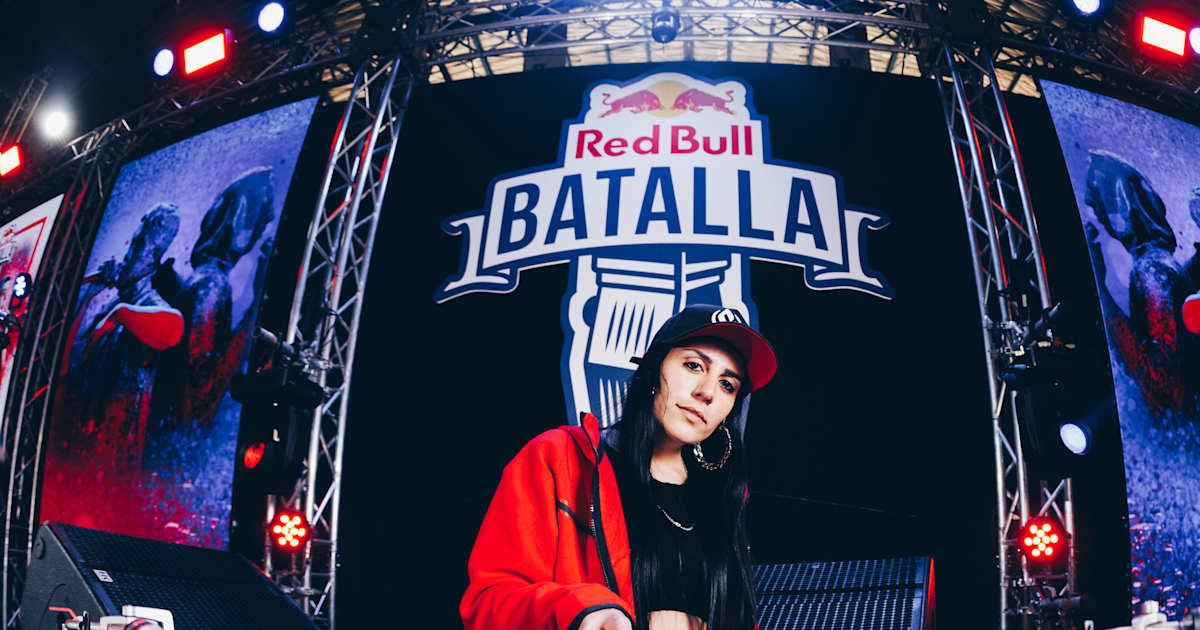 DJ Atenea: 20 años de carrera en el 20° aniversario de Red Bull Batalla