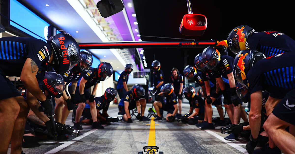 Oracle Red Bull Racing Teams Up with The LEGO® Group