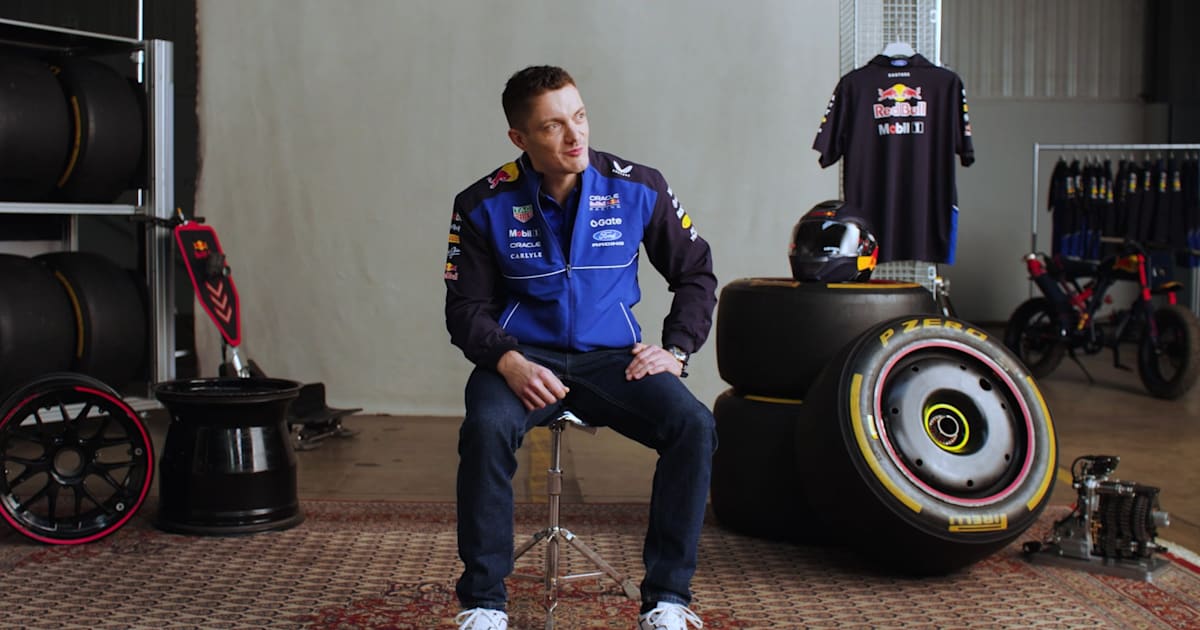 Get To Know: Stephen Knowles
