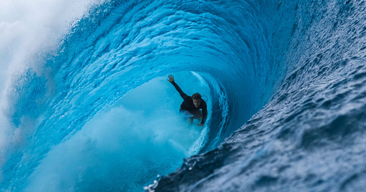 Surf Sessions S8 E3: perfect swell in Tahiti – video