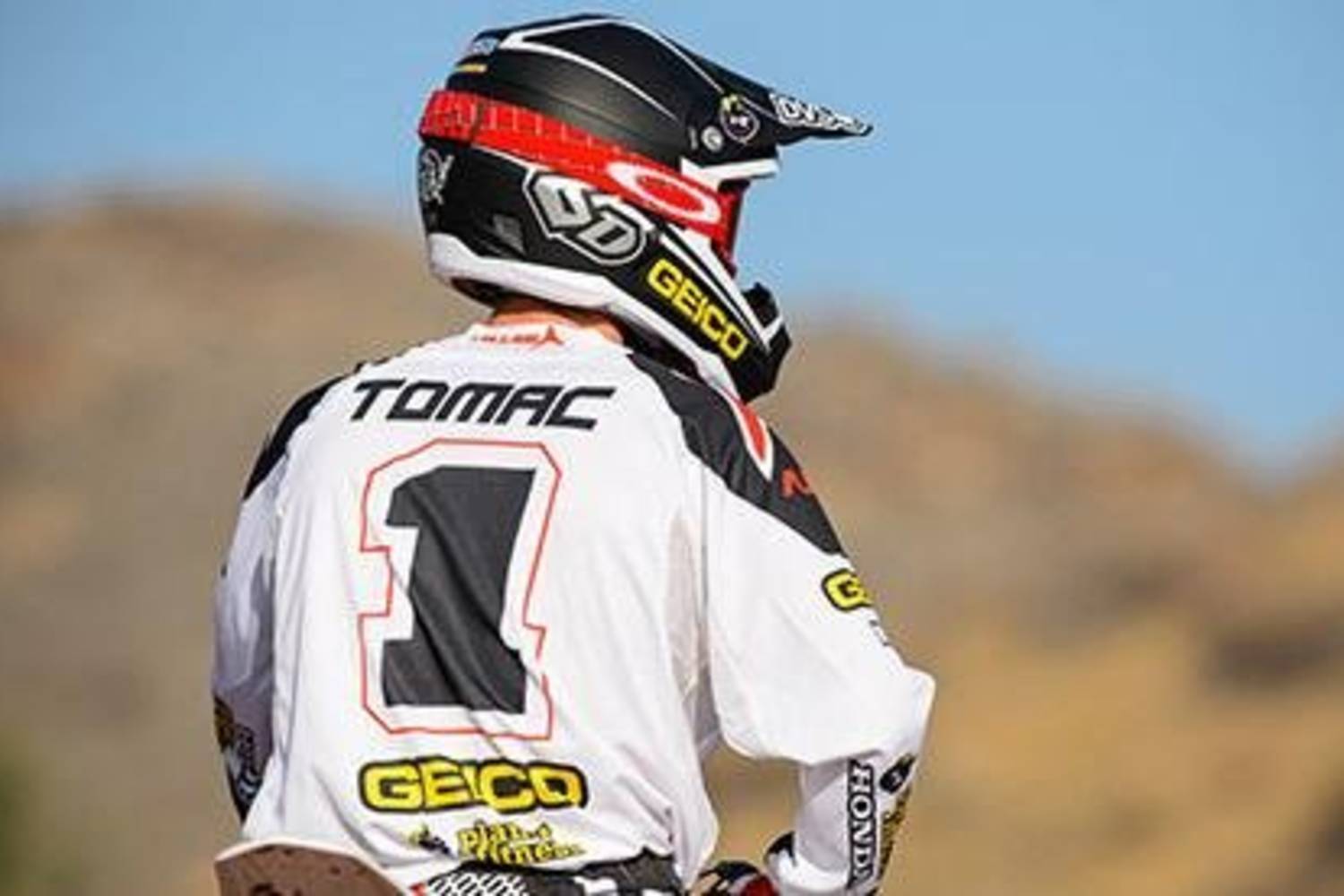 Tomac under the gun