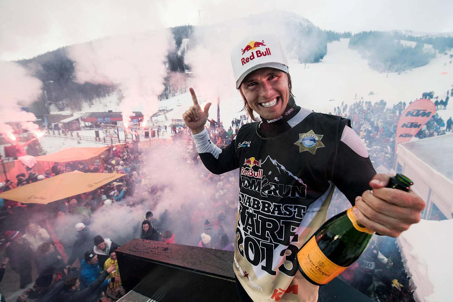 Jon Olsson: Ο άντρας πίσω από την μάσκα του ski