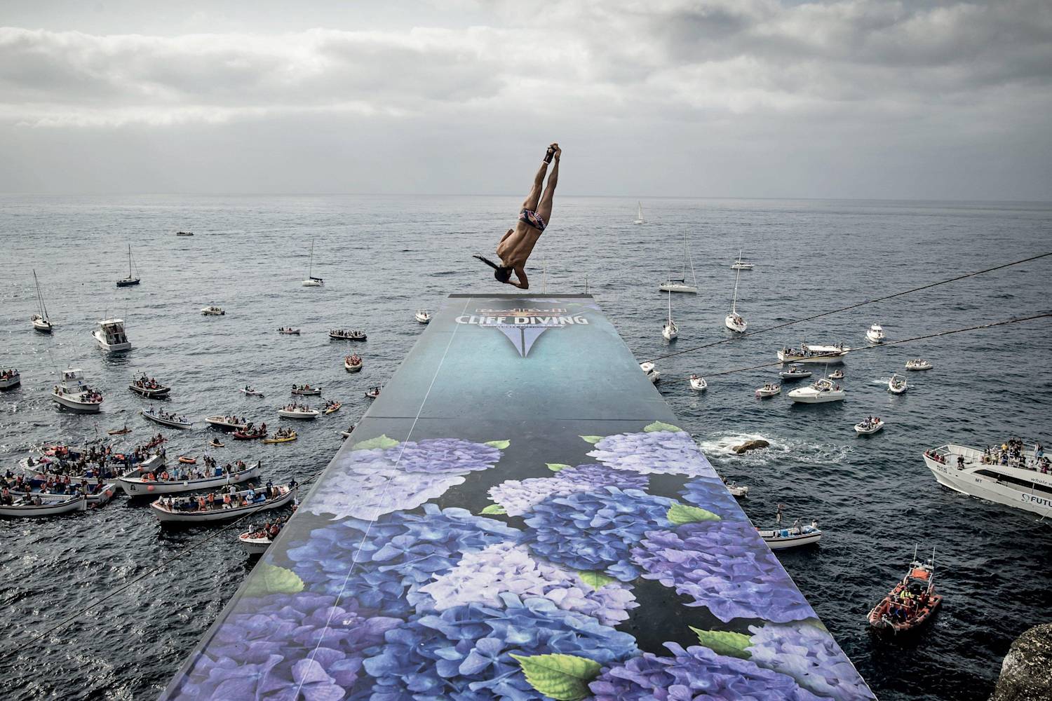 Video: Red Bull Cliff Diving 2013 en Azores