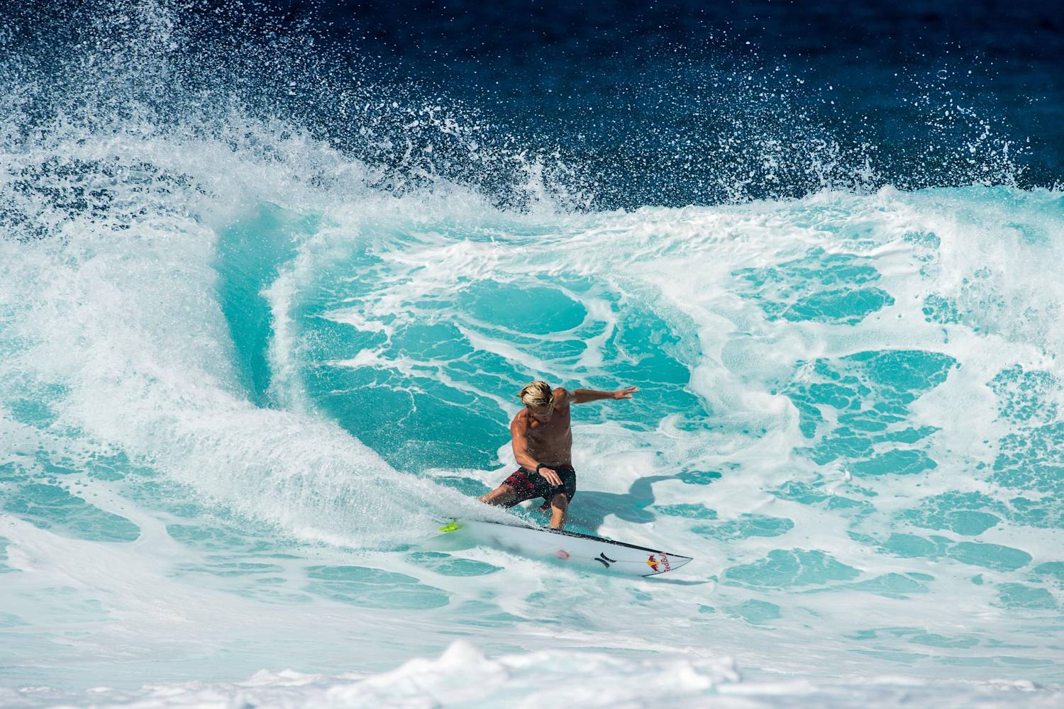 Meet The Five Most Powerful American Surfers