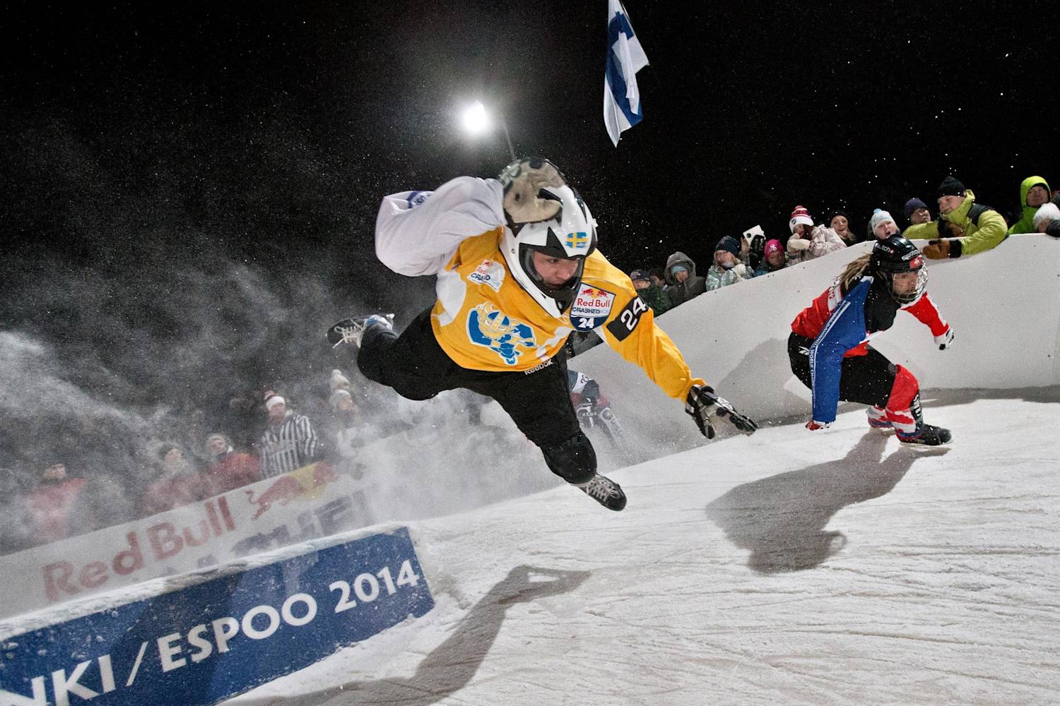 The best crashes of Red Bull Crashed Ice 2014