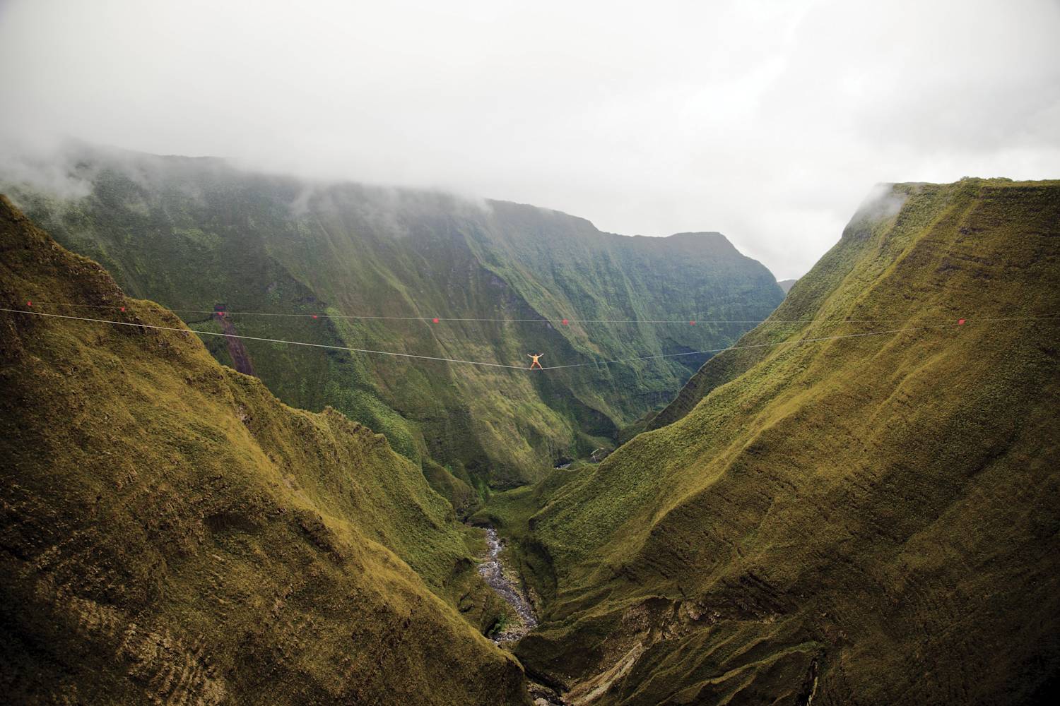 the first highline of more than 400m length