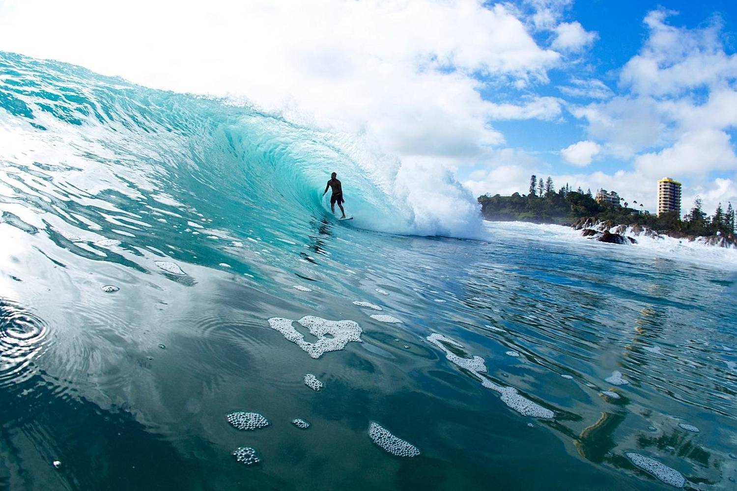 Filmers At Large | Superbank surf *video* Red Bull Surf