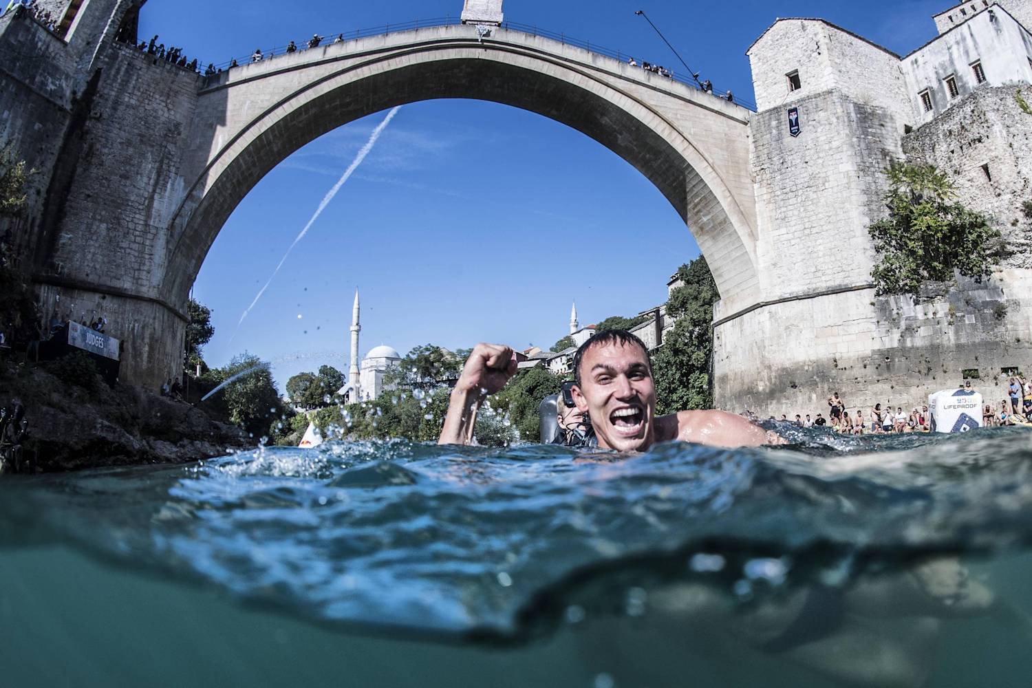 Red Bull Cliff Diving Mostar, kroz fotografije