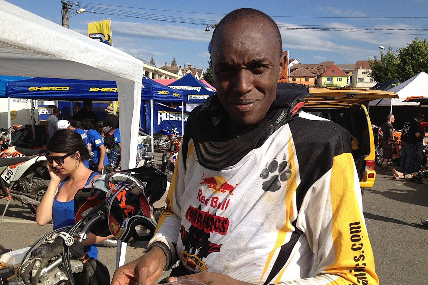 Mbabu Muturi debuts at Red Bull Romaniacs 2012