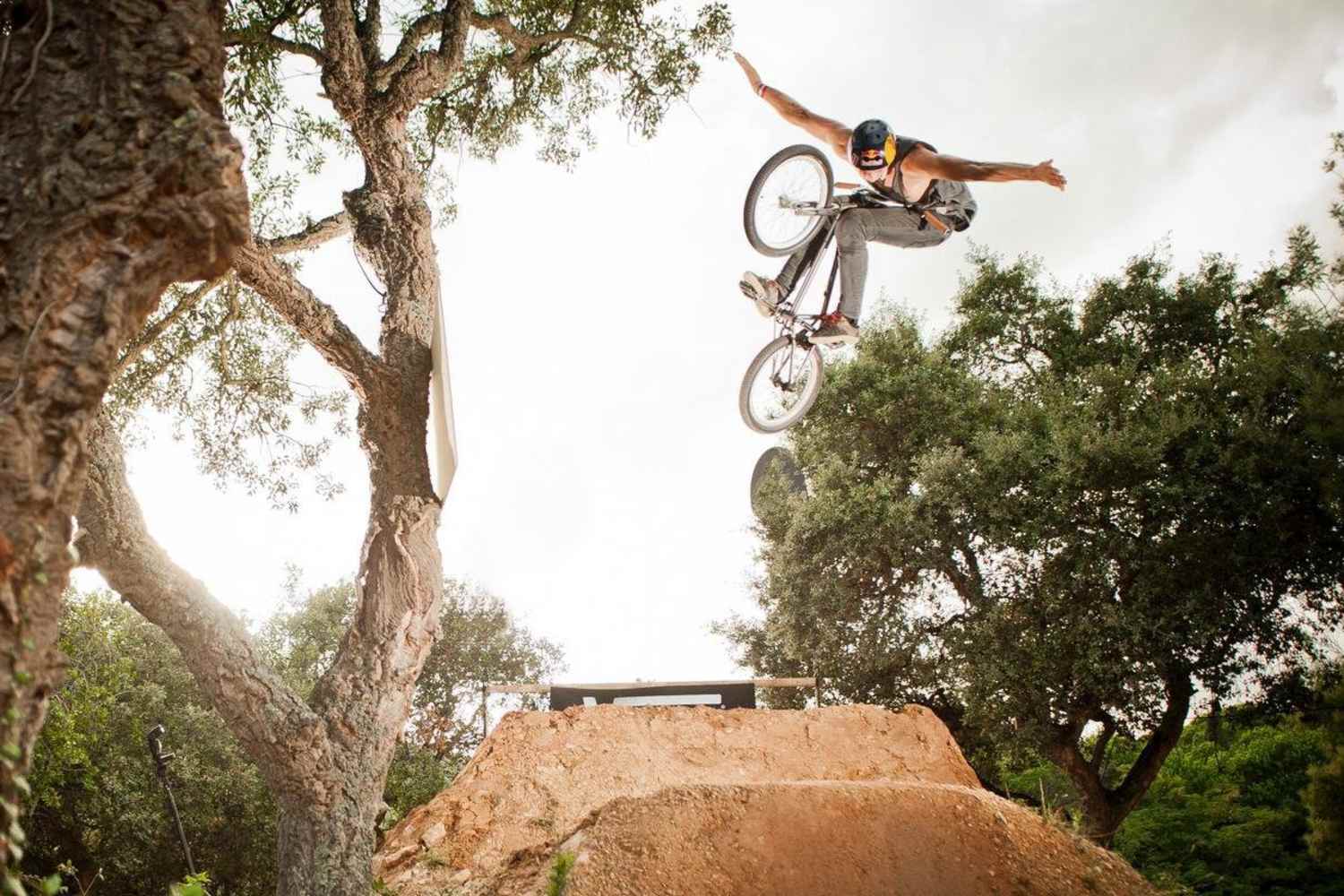 Video update & report from VANS Rebel Jam