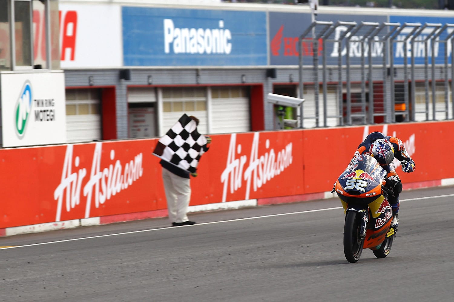 Victoria de Danny Kent en Moto3 en el GP de Japón