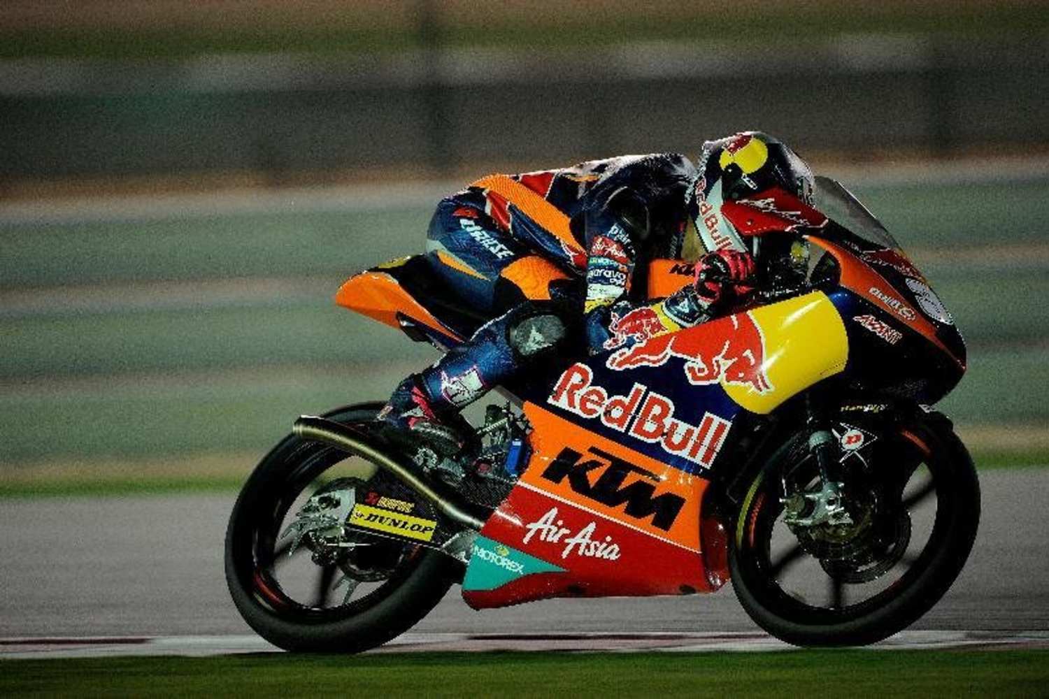 Salom claims first Moto3 pole of the season