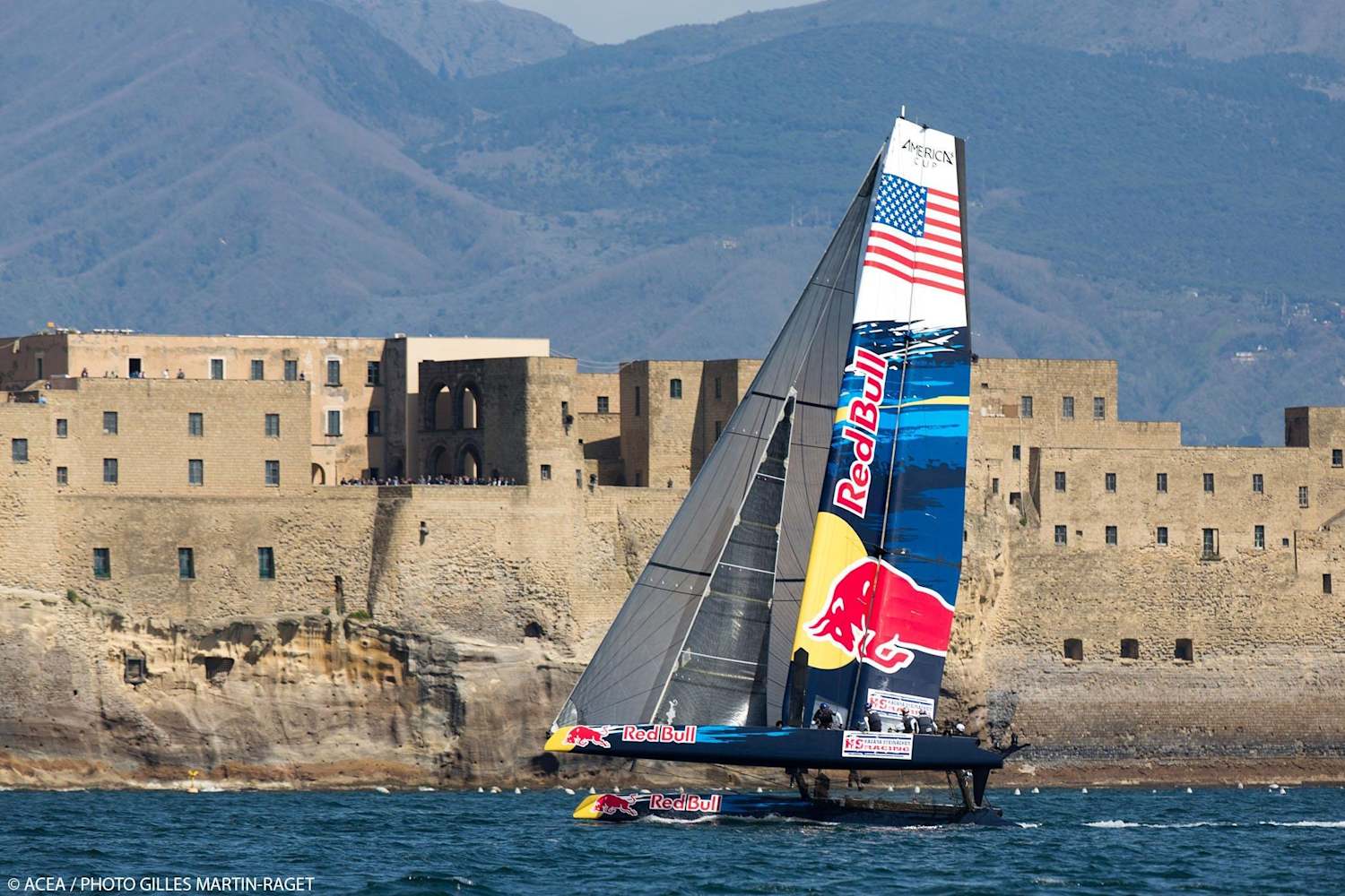 Series Mundiales de la Copa América: Día 3 Napoles