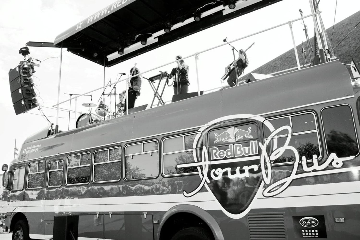 Dans les coulisses du Red Bull Tour Bus