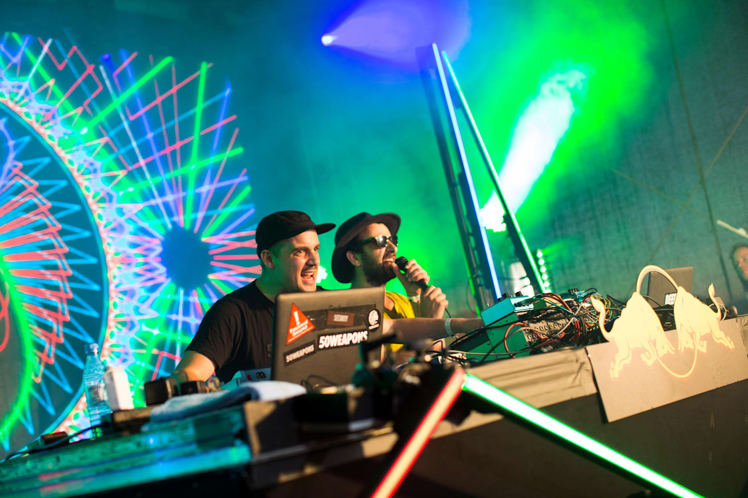 Spotlight Red Bull Studios : 50Weapons