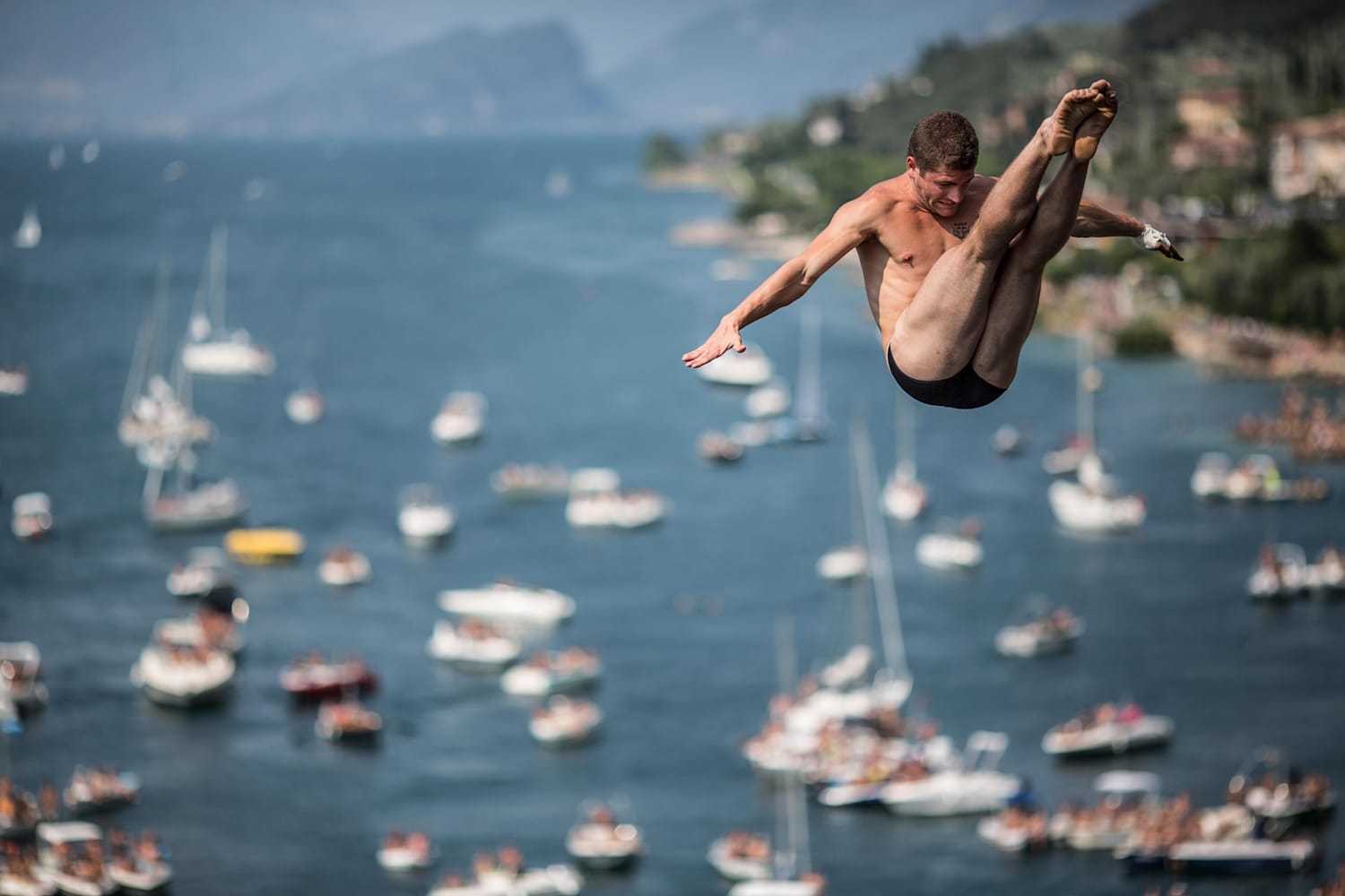 Nuevo rey del Red Bull Cliff Diving en Malcesine