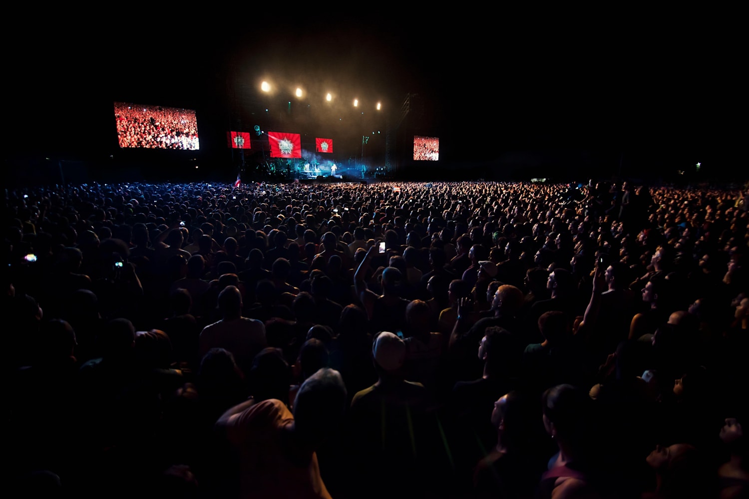 Exclusiva: Calle 13 en La Cabrona Casa