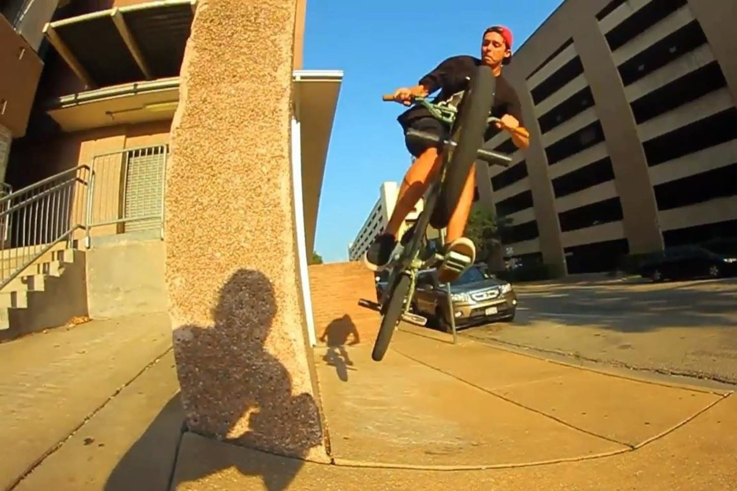 Charlie Crumlish: Railbrow Colorz Merritt BMX 編輯精選
