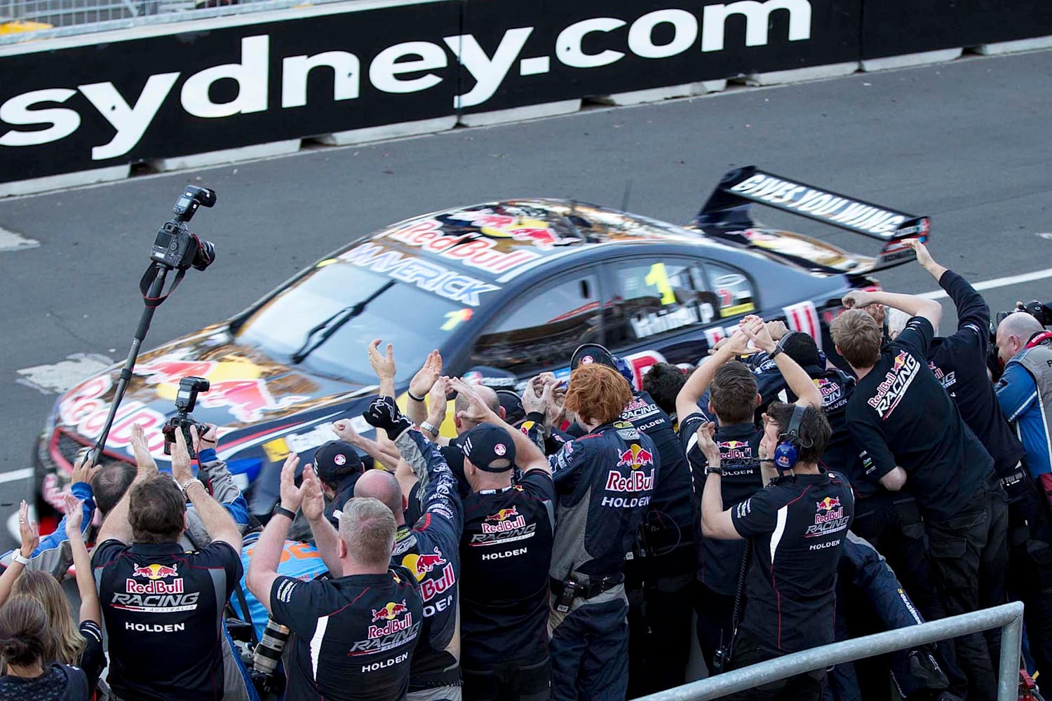 Red Bull Racing Australia: V8 Supercars Champions!