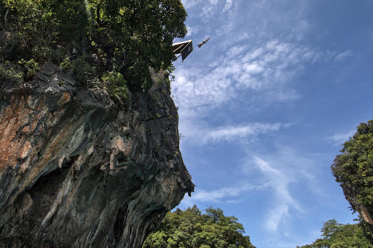 Red Bull Cliff Diving: Cuba