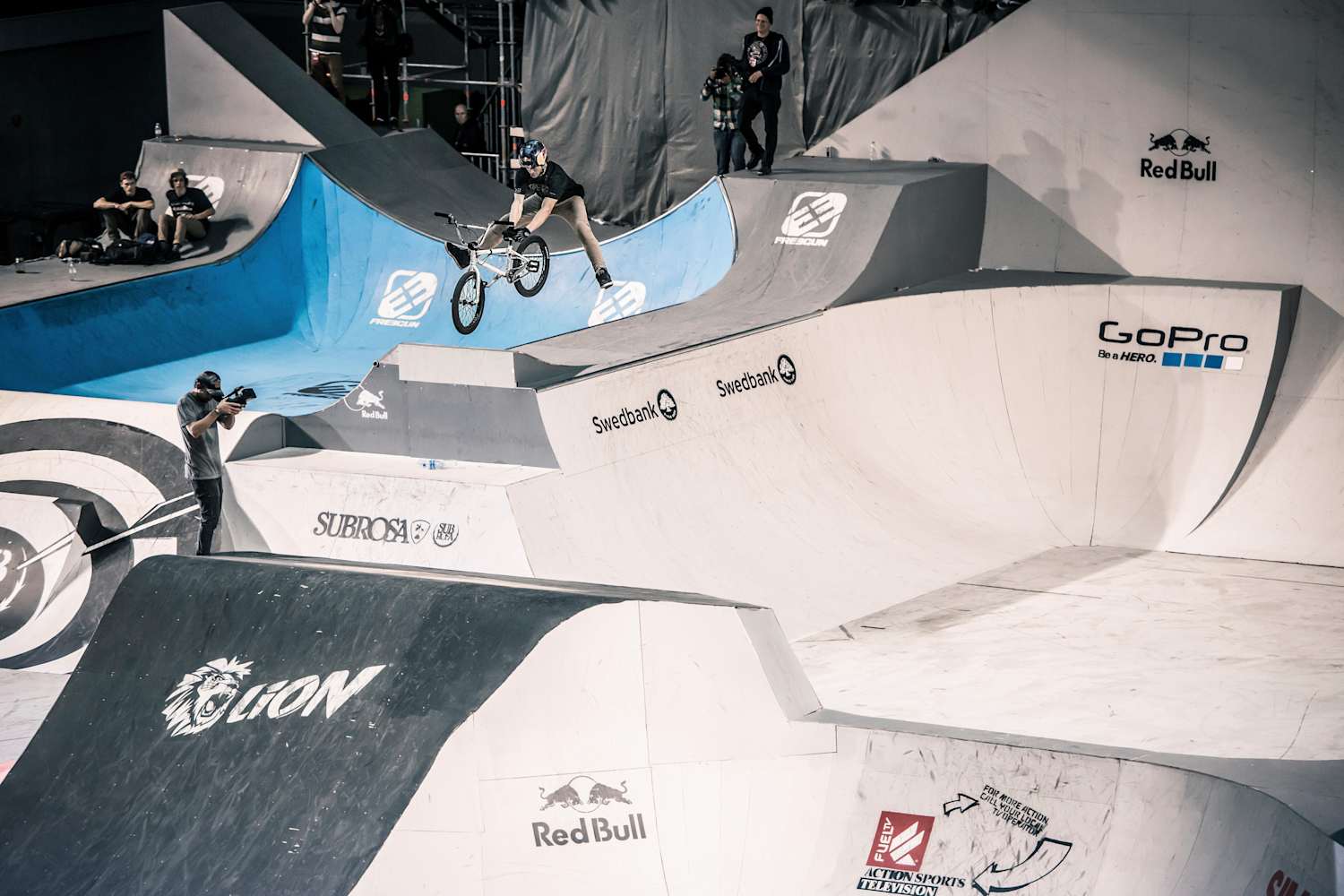 Simple Session 2015 BMX event information | Red Bull