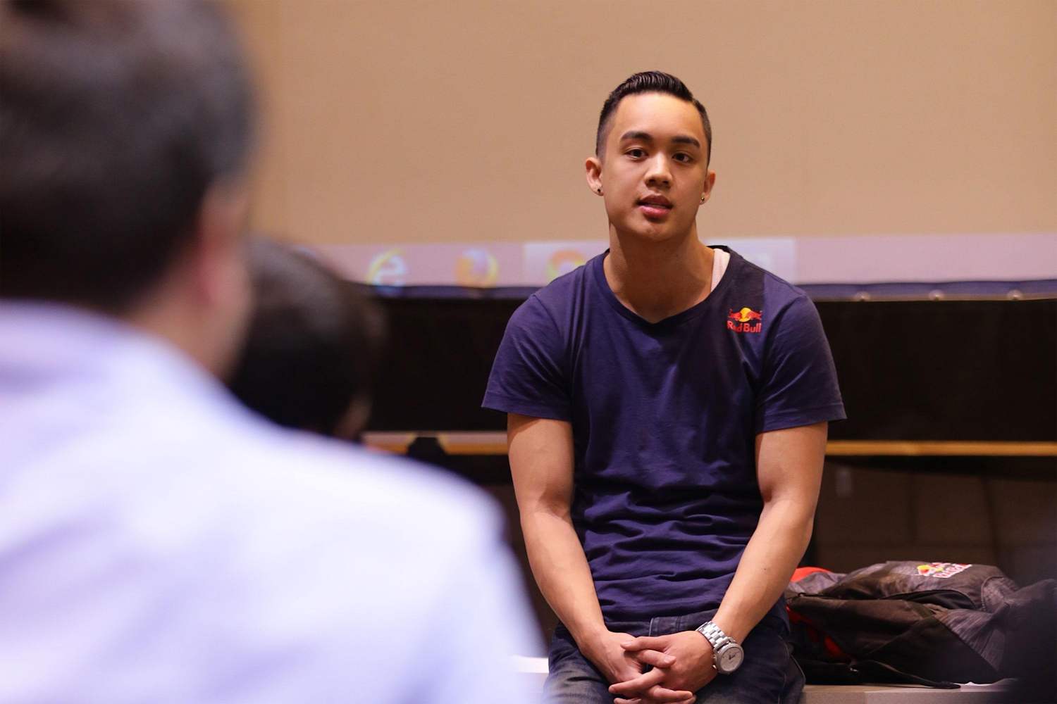 Dota 101: Jimmy “DeMoN” Ho's Guide to Pro Gaming