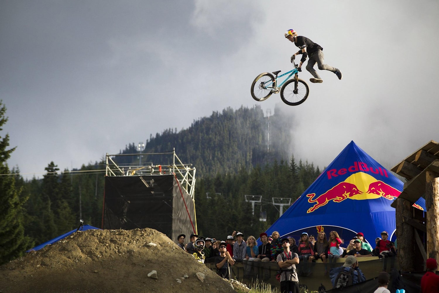 Red Bull Joyride 2014 MTB Course Build Video, Crankworx