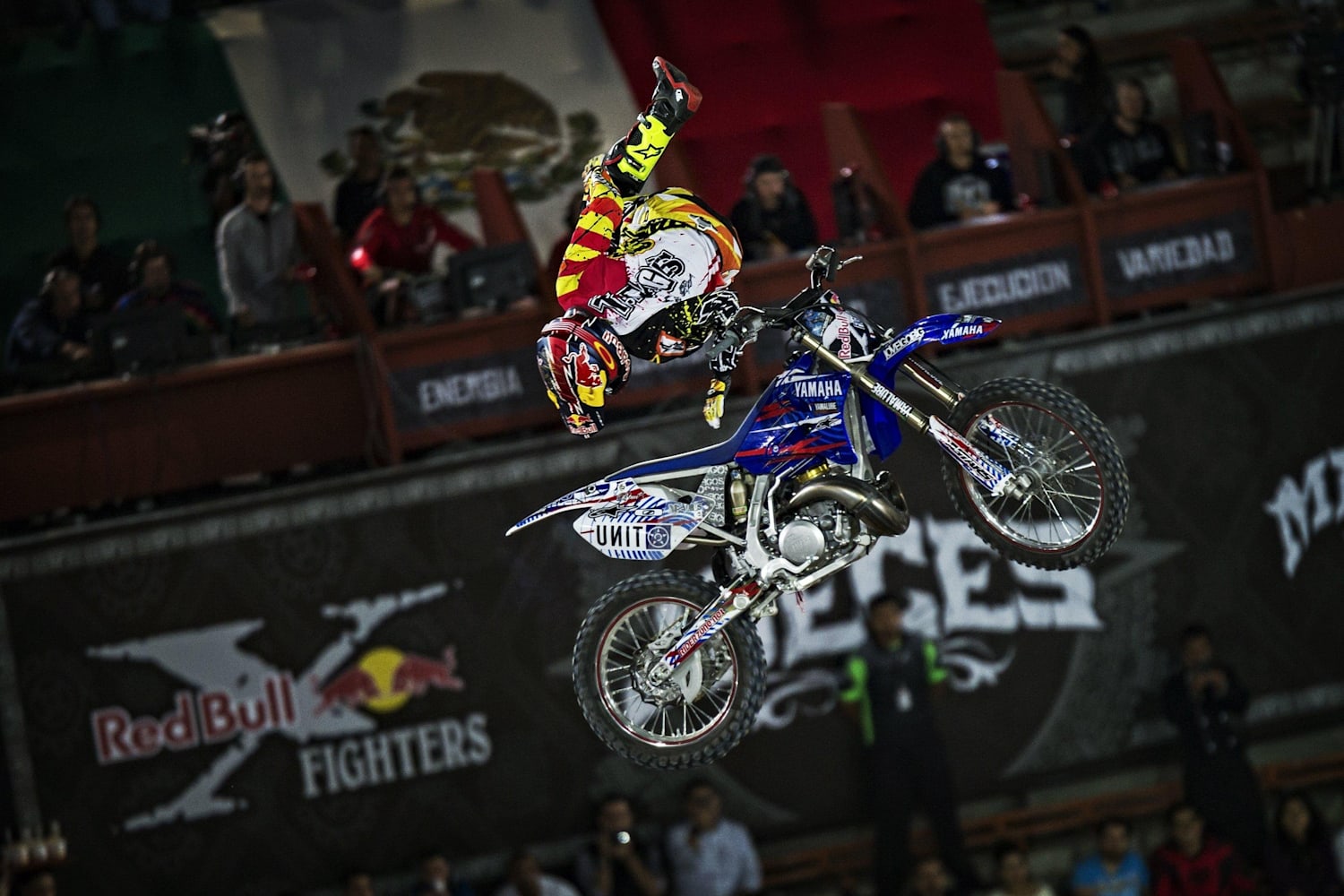 Tom Pagès performs the special flip red bull xfighters