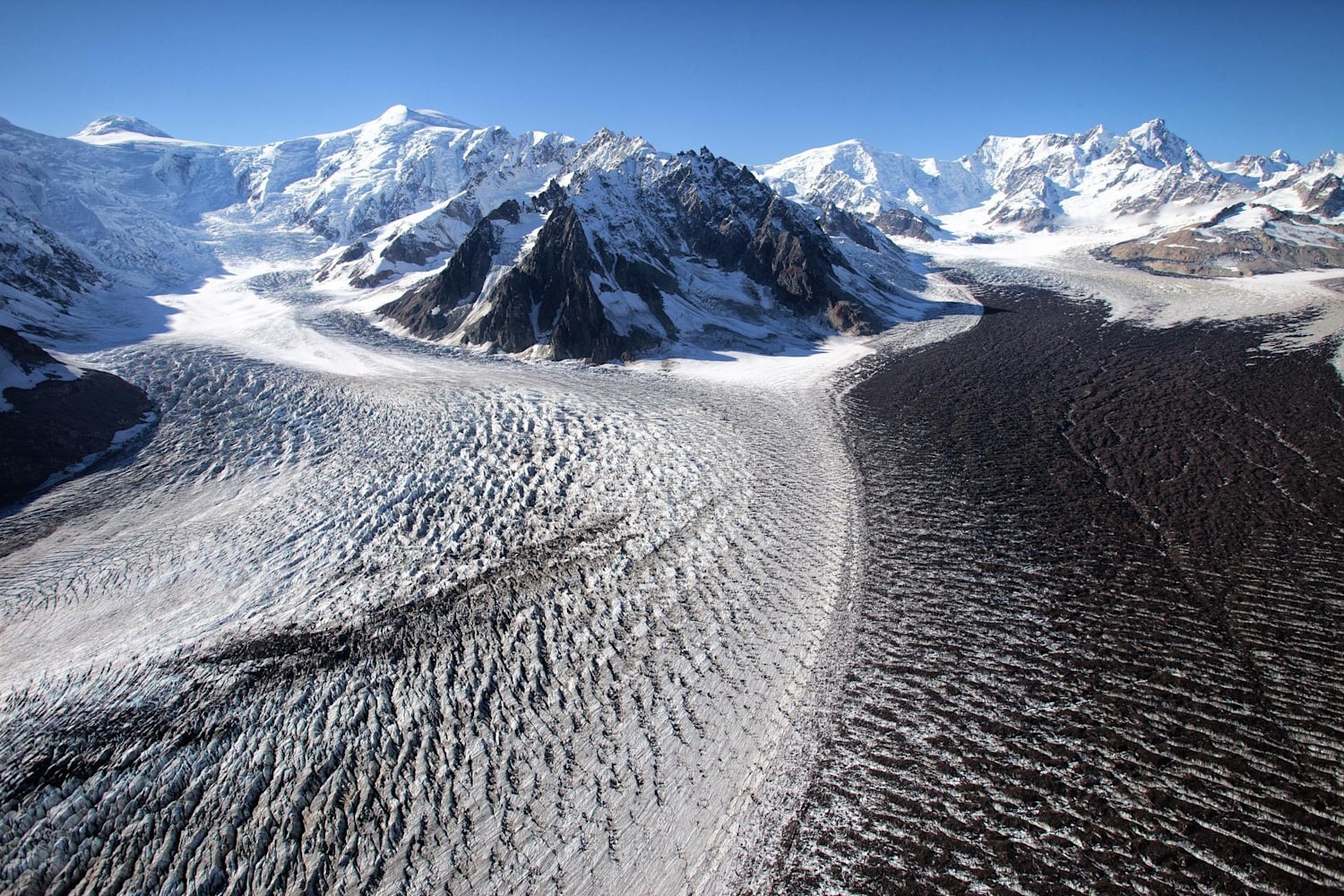 Incredible video of Alaskan mountains