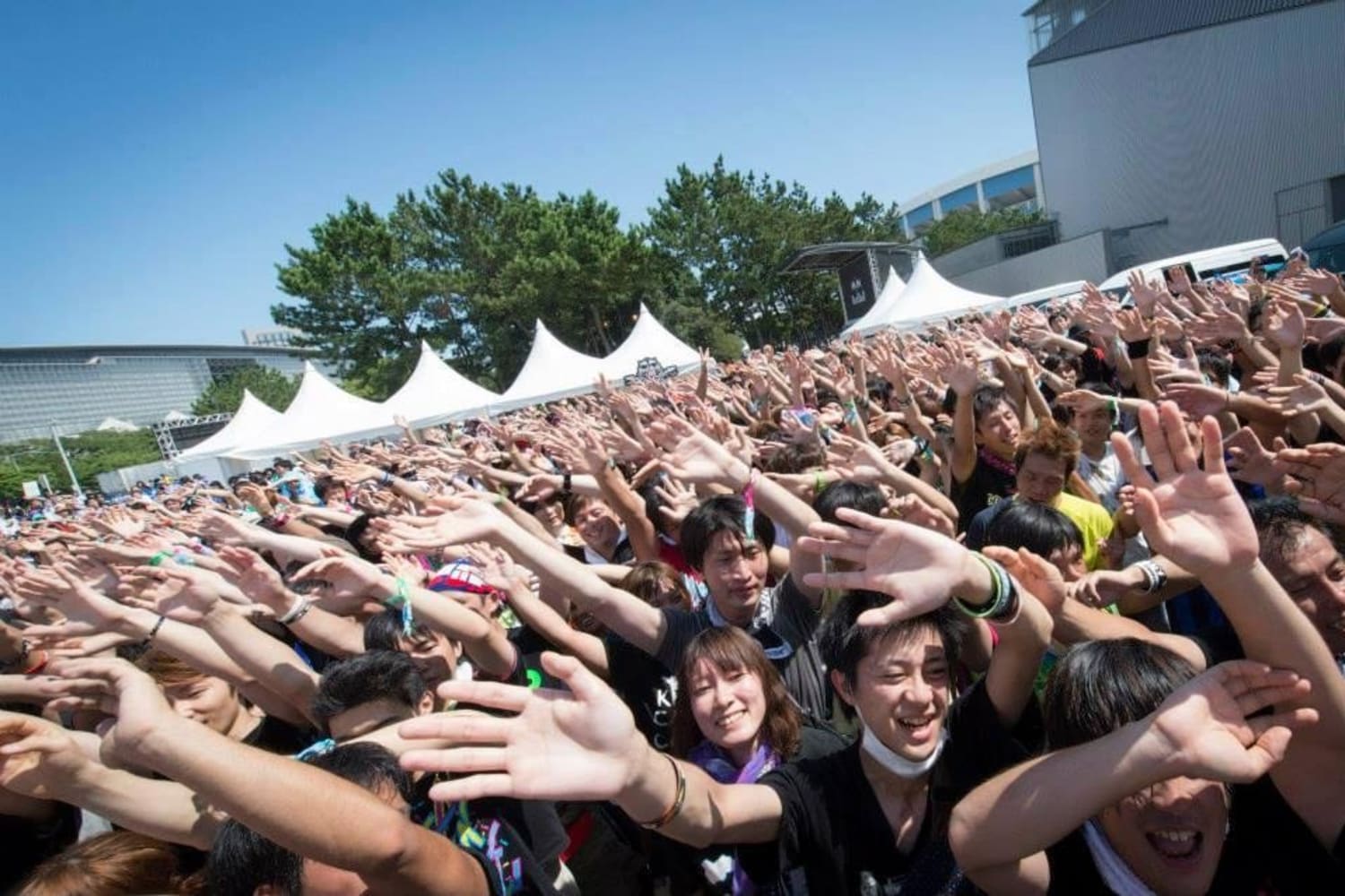 Red Bull Live on the Road - FESTIVAL STAGE